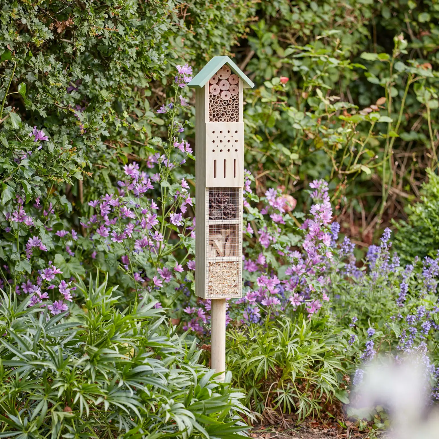 Bug & Bee Tower - Cowell's Garden Centre | Woolsington