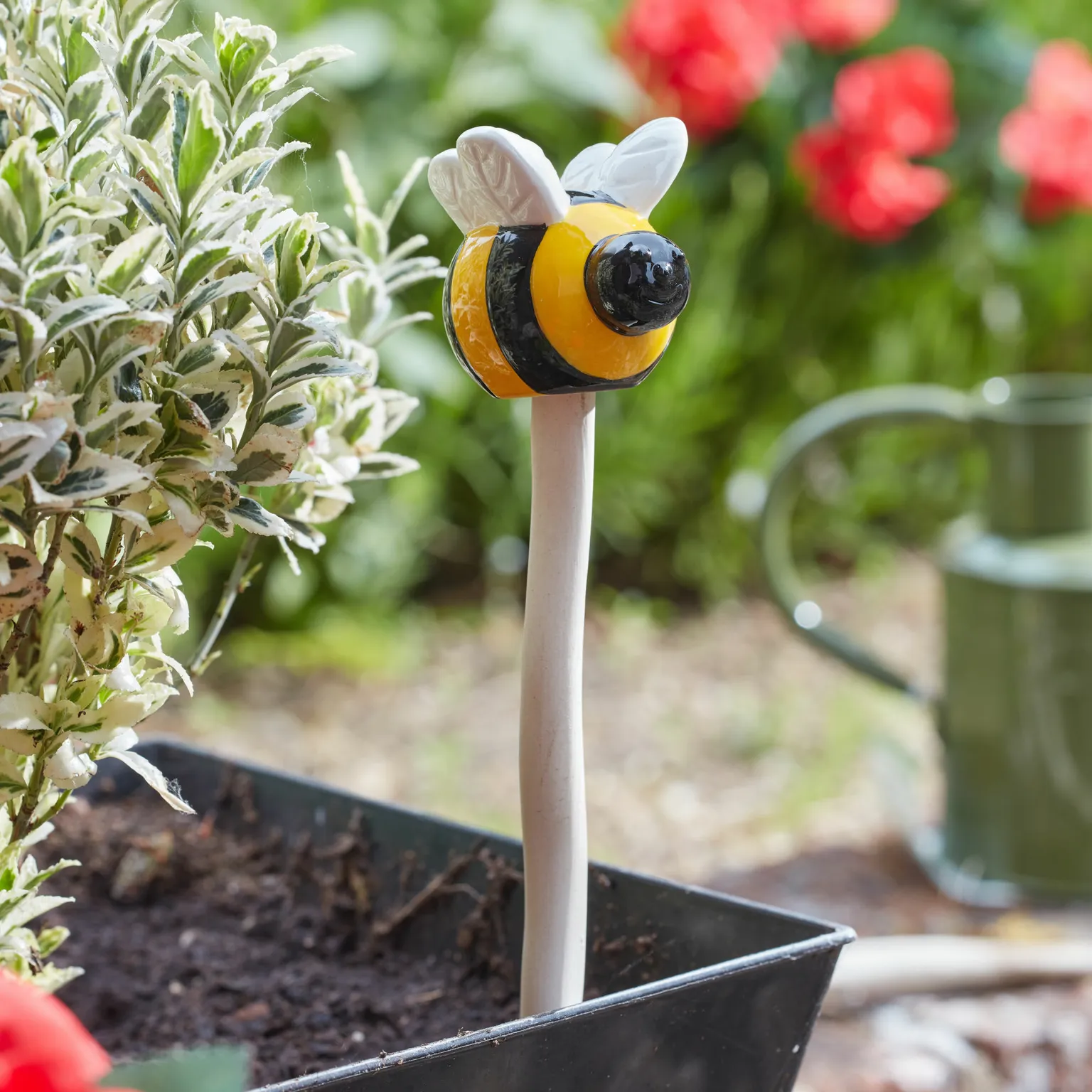 Decorative Bee Stake - Medium - Cowell's Garden Centre | Woolsington