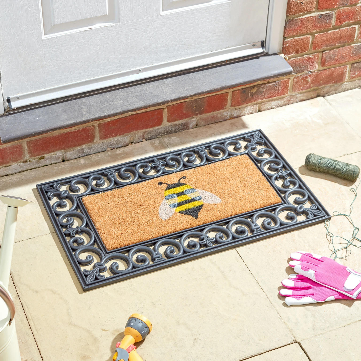 Mix-n-Mat Buzz Buzz Doormat - Cowell's Garden Centre | Woolsington