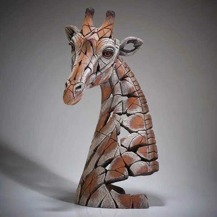 Edge Sculpture Giraffe - Cowell's Garden Centre | Woolsington