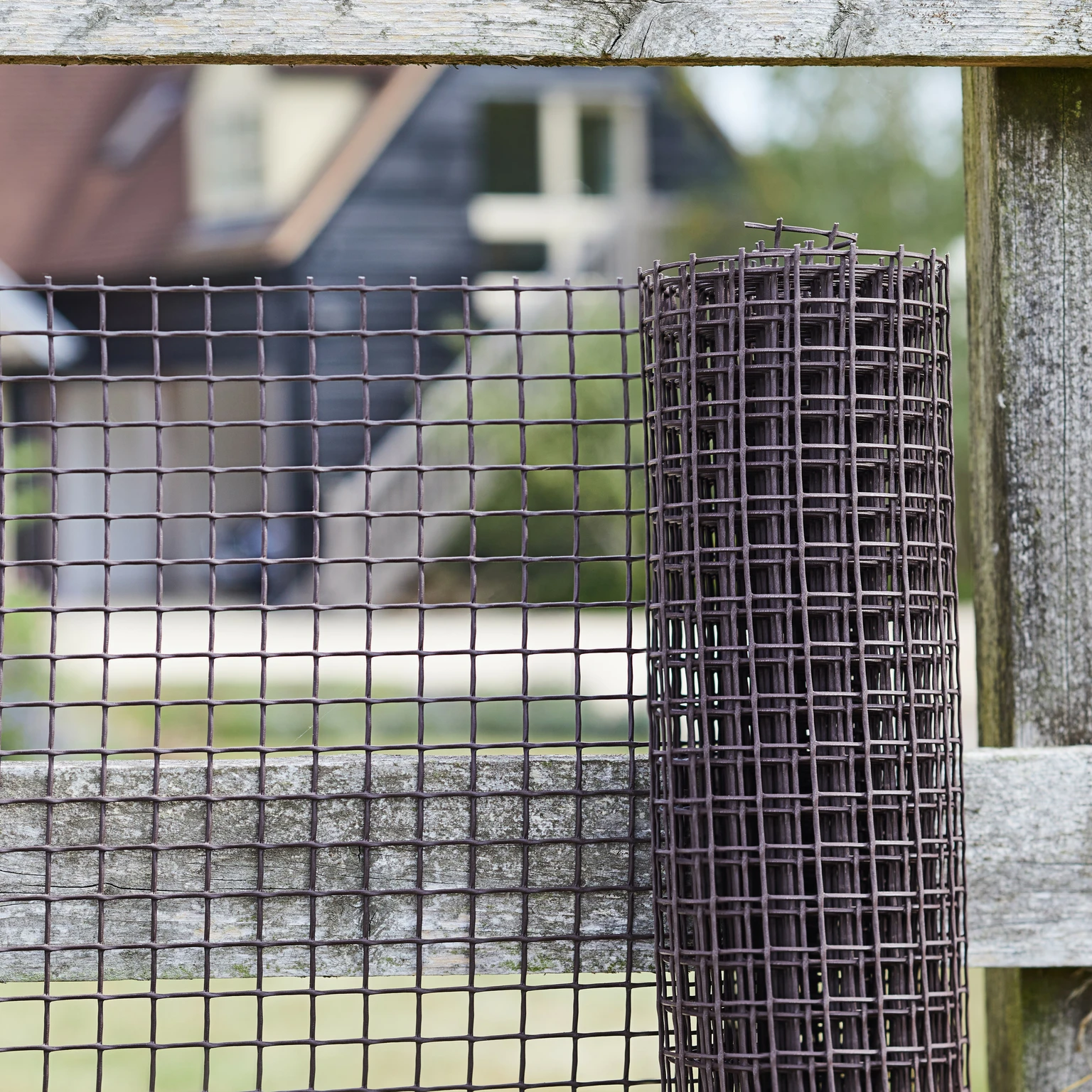 General Purpose Brown Garden Mesh - 50cm x 5m - Cowell's Garden Centre ...