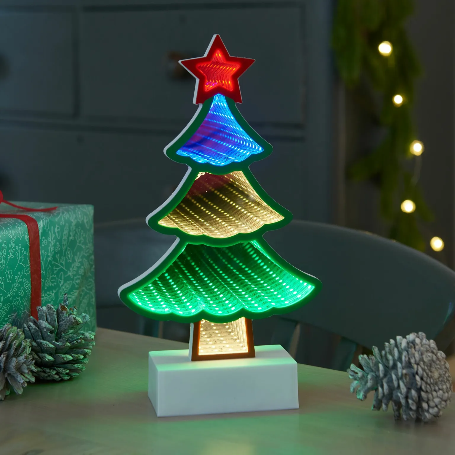 Infinity Christmas Tree Light - Cowell's Garden Centre | Woolsington