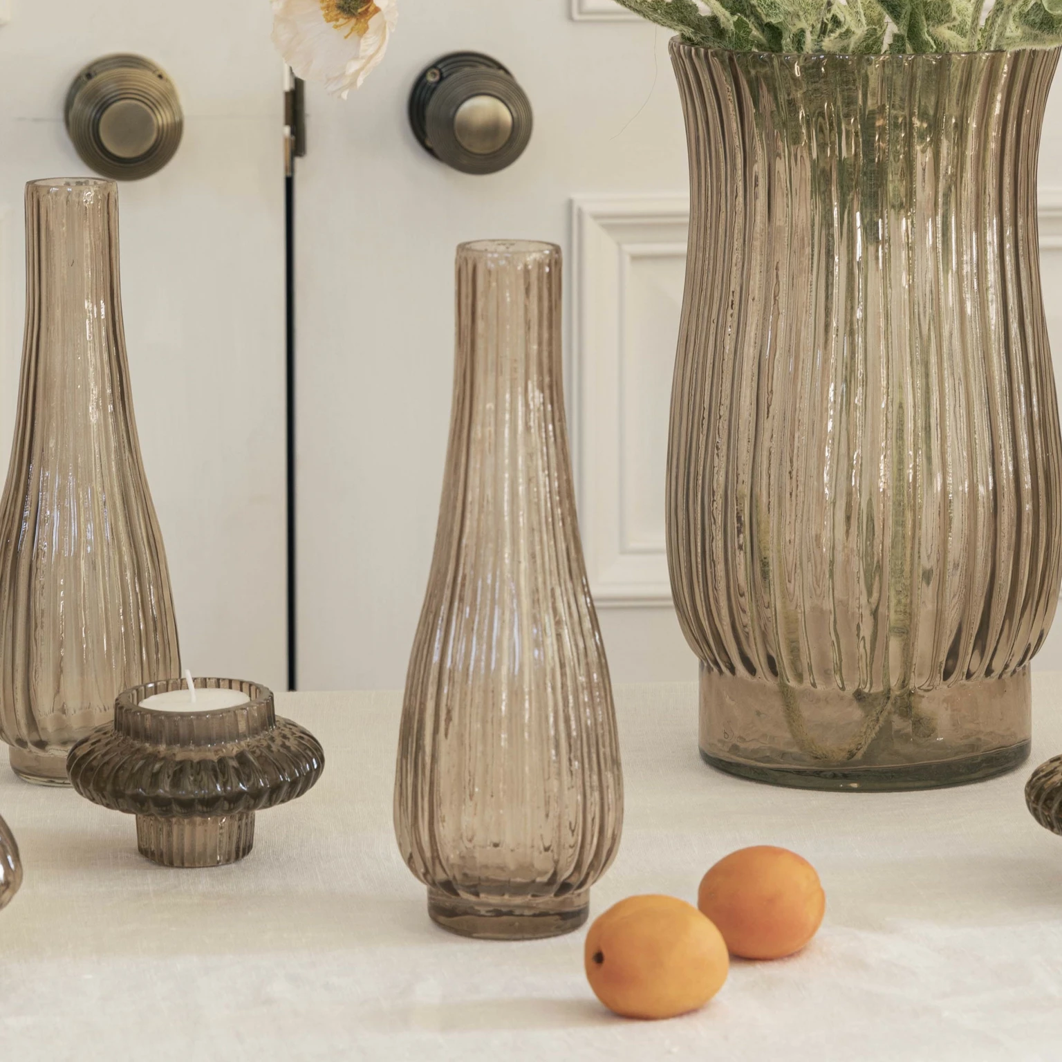 Ivyline Airlie Ribbed Stem Apricot Vase - Cowell's Garden Centre ...