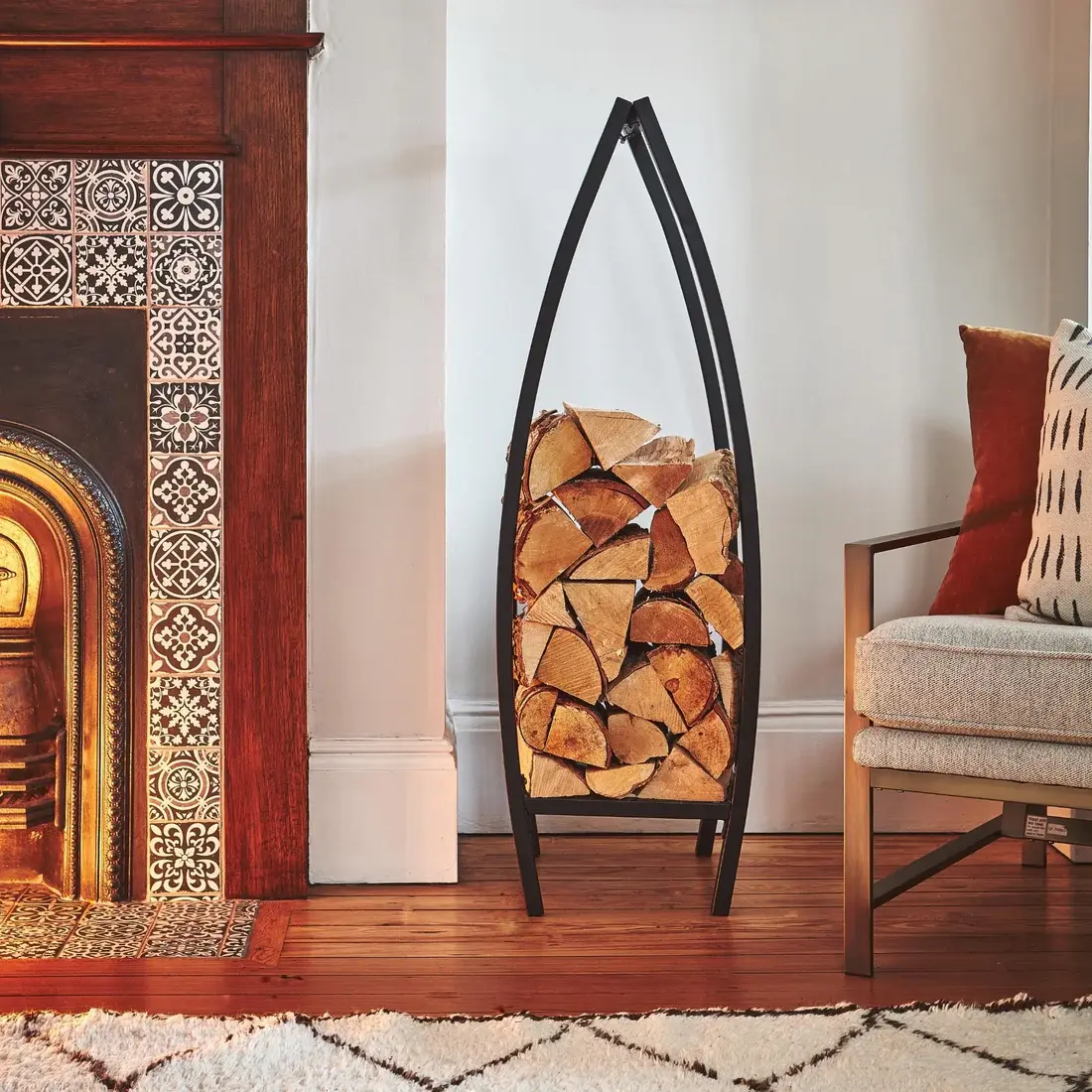 Ivyline Tall Leaf Log Storage - Cowell's Garden Centre | Woolsington