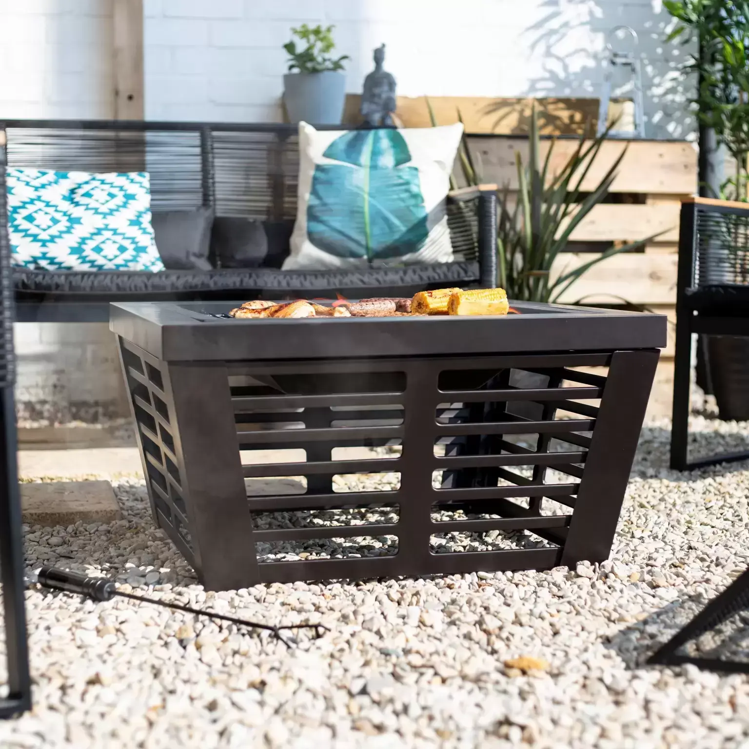 La Hacienda Elda Fire Pit - Cowell's Garden Centre | Woolsington