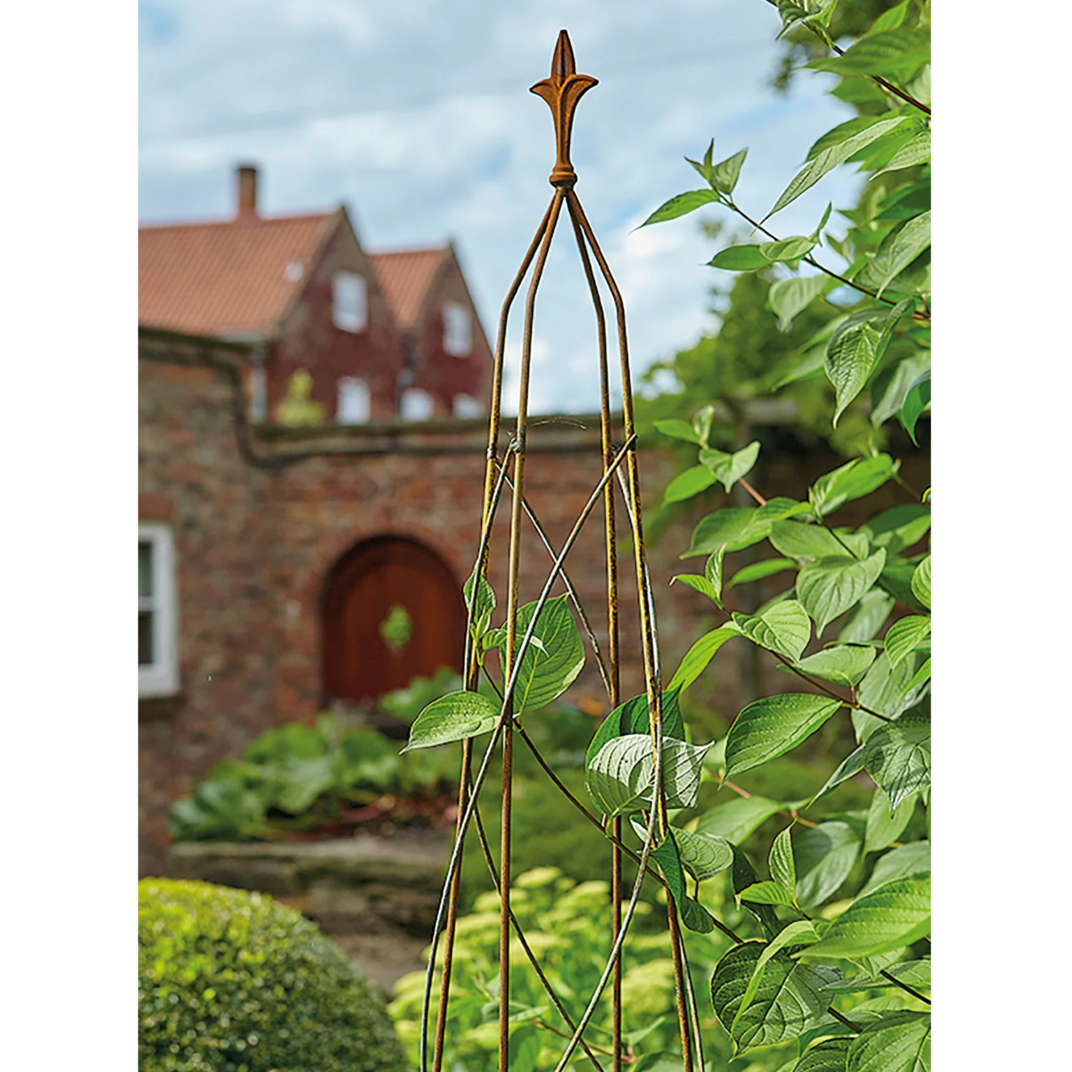 Nostell Rust Obelisk - Large - Cowell's Garden Centre | Woolsington