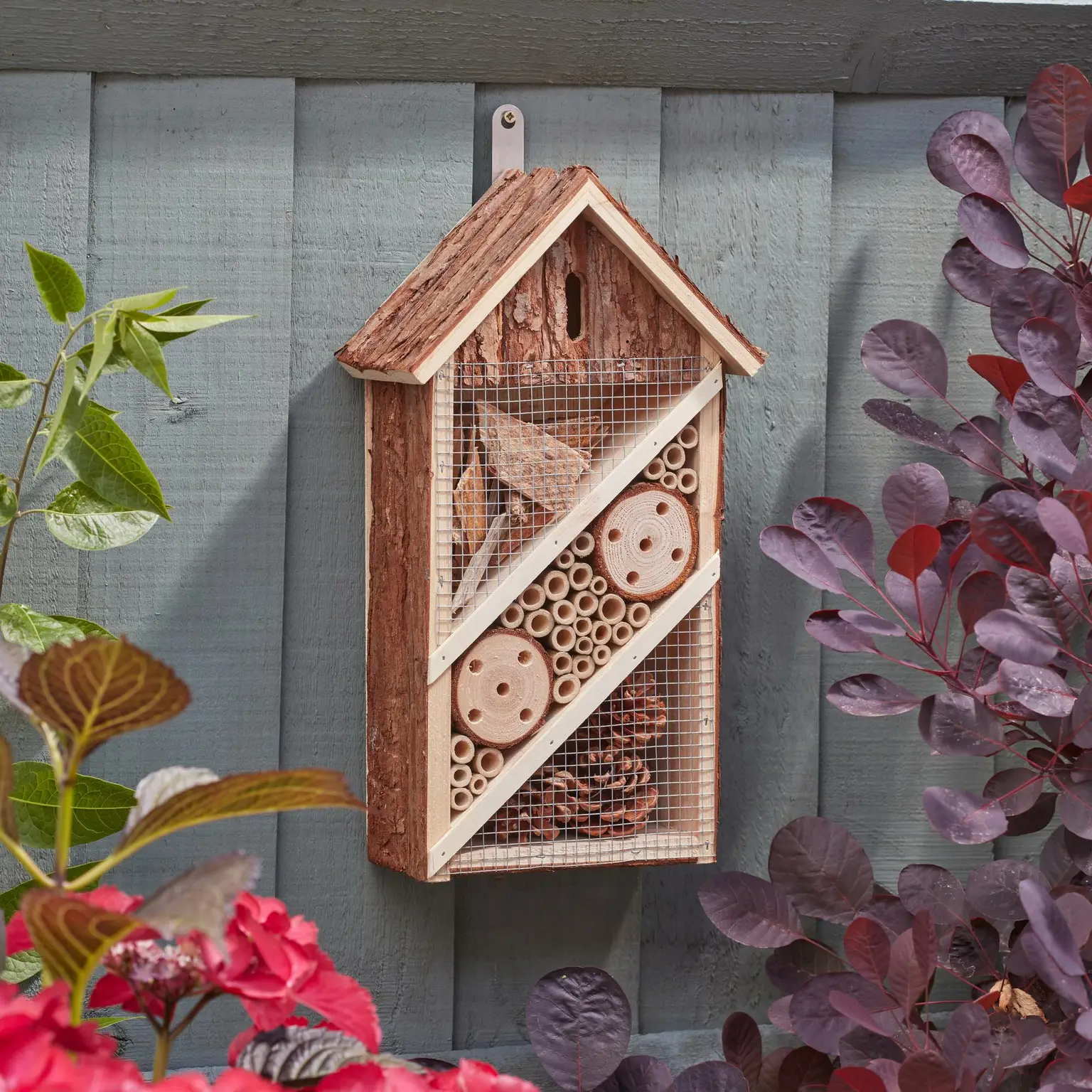 Rustic Bug & Insect Lodge - Cowell's Garden Centre | Woolsington