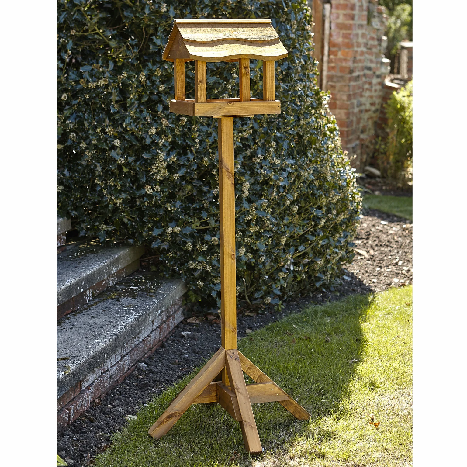 Tom Chambers Bird Inn Feeder Table - Cowell's Garden Centre | Woolsington