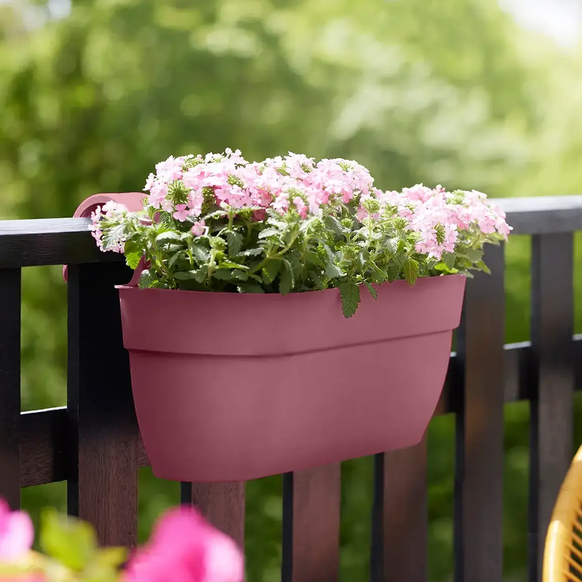 elho Vibia Campana Dusty Pink Hanging Planter - Large - Cowell's Garden ...