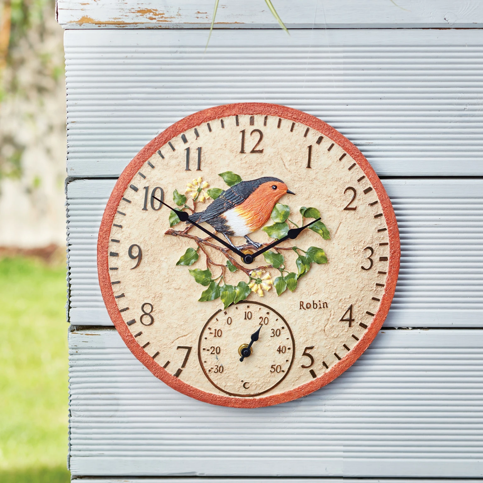 Robin Garden Clock - Cowell's Garden Centre | Woolsington