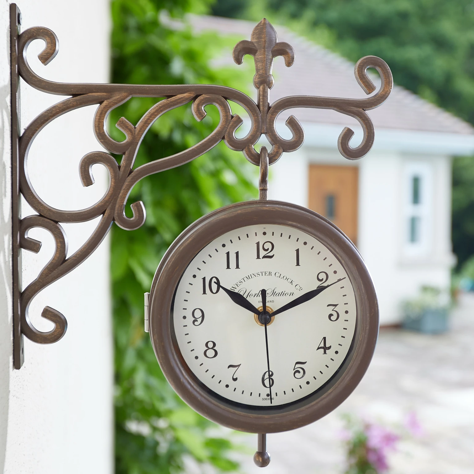 York Station Garden Clock - Cowell's Garden Centre | Woolsington