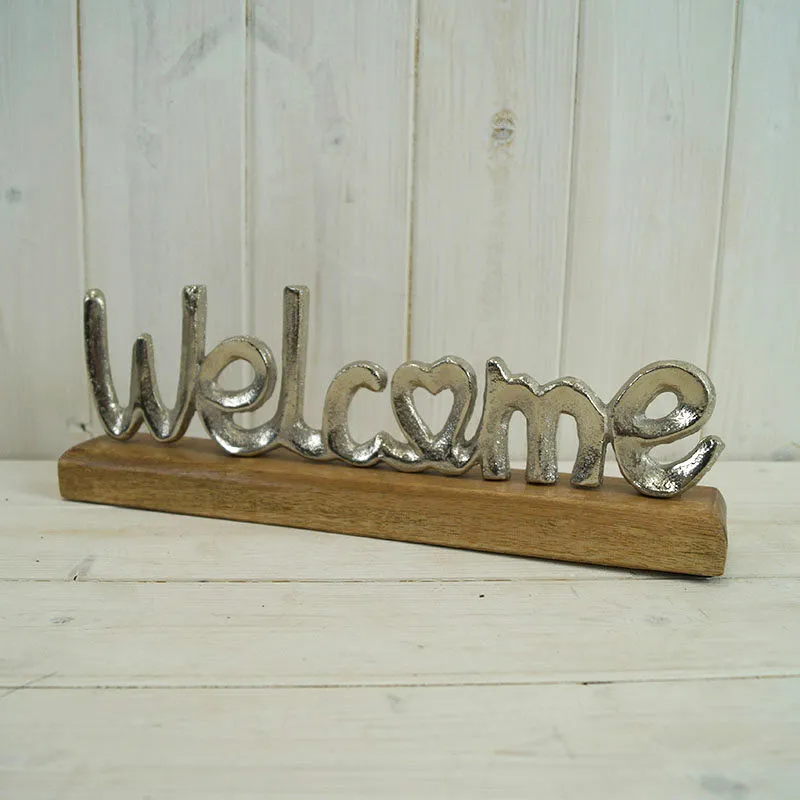 Welcome Sculpture - Cowell's Garden Centre | Woolsington